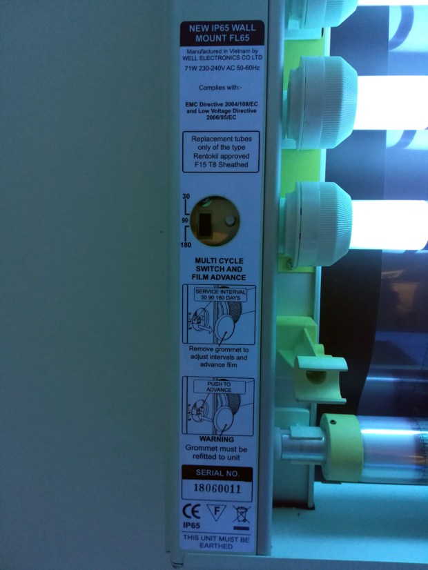 Aparato insectocaptor Luminos 4 de Rentokil – El desinsectador y ...